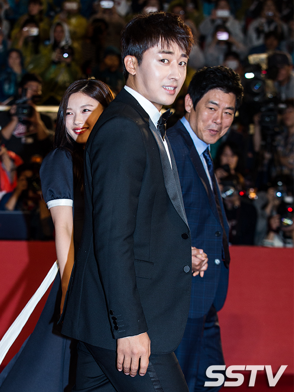 김유정, '성동일의 꼼수' 깜놀 손호준 [부산국제영화제 BIFF] [SS포토]